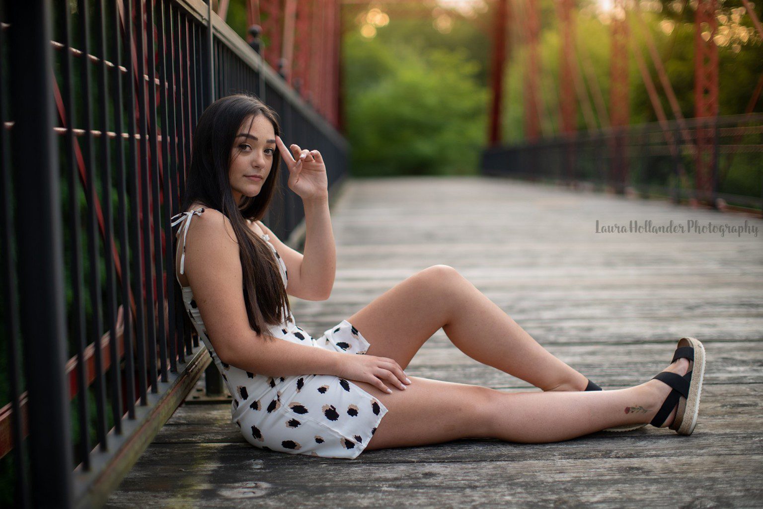 Senior portraits at Historic Bridge Park with Laura Hollander ...